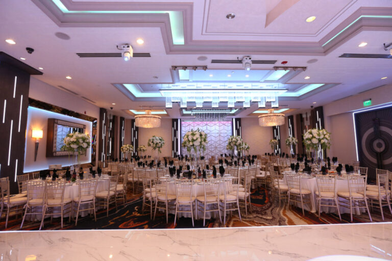 De Luxe Ballroom - Los Angeles Event Venue For Weddings & Social Events